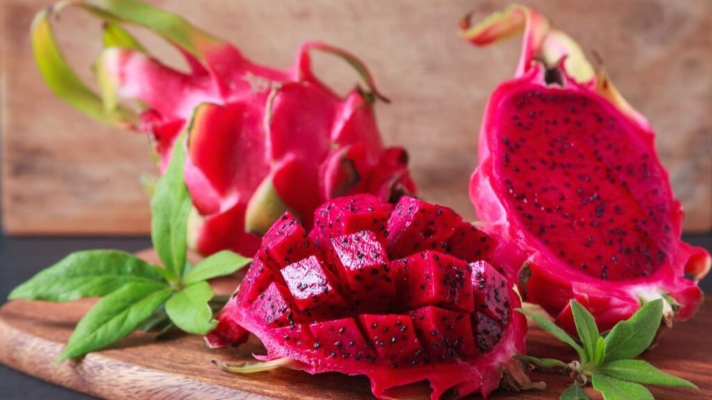 Fruta pitaya, fruta exótica, que caiu no gosto dos brasileiros